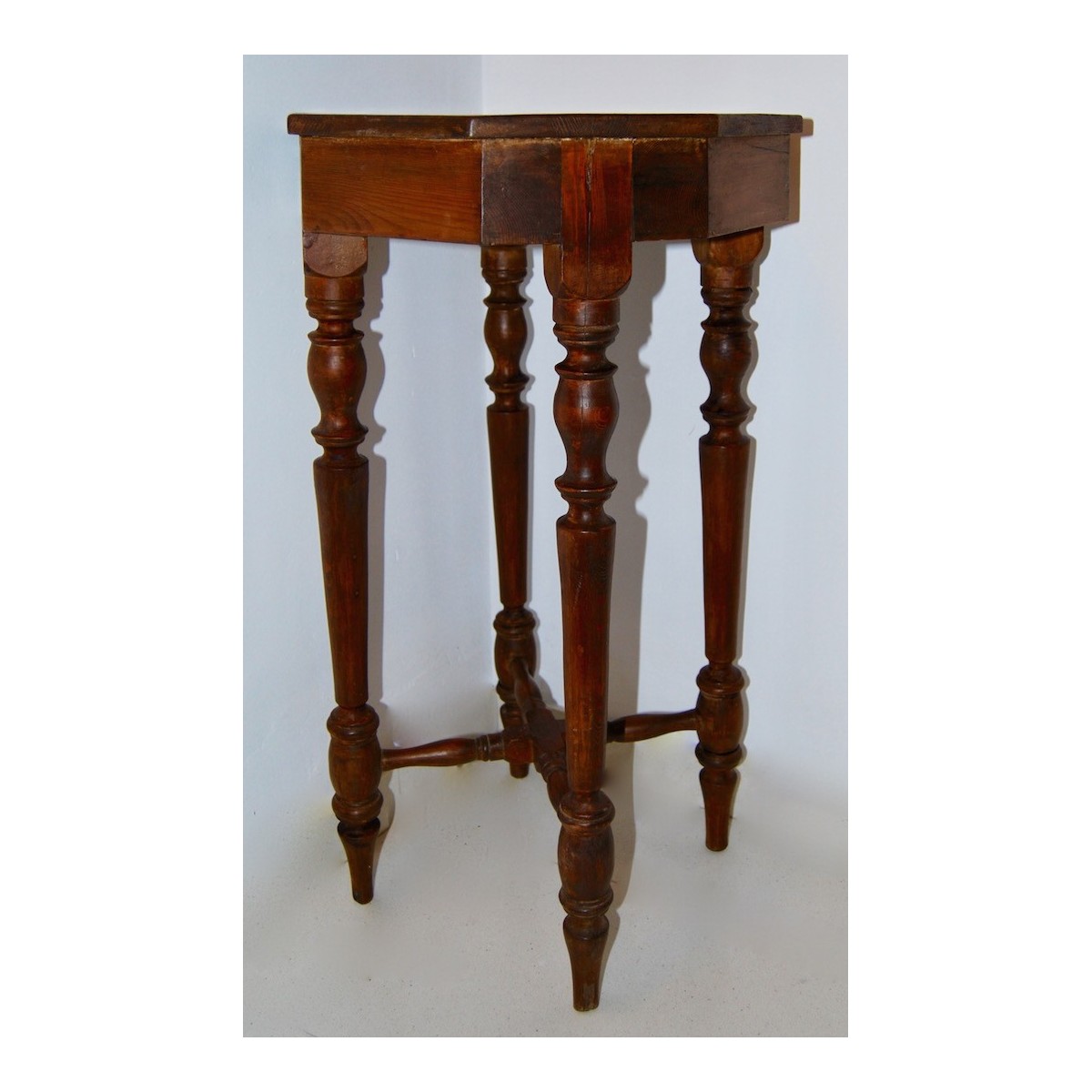 Muebles velador de madera de pino “mobila”