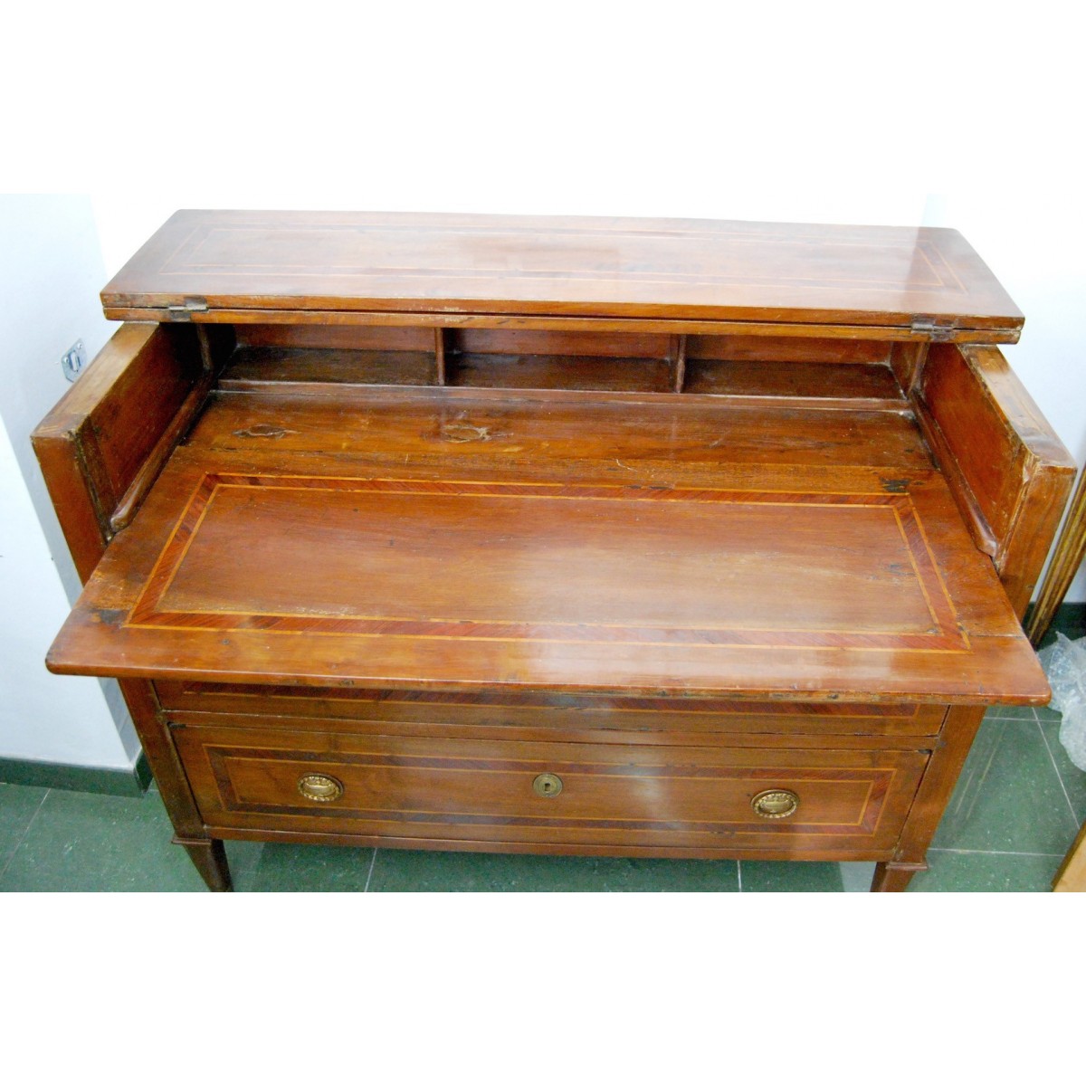 Italy commode-desk 18th