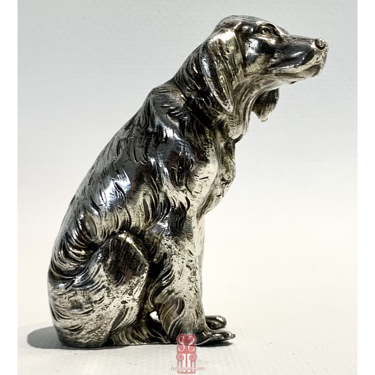Escultura de perro, bronce plateado